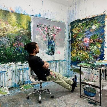 Embrace the Botanical Artistry with Eric Alfaro - Everlasting Nature